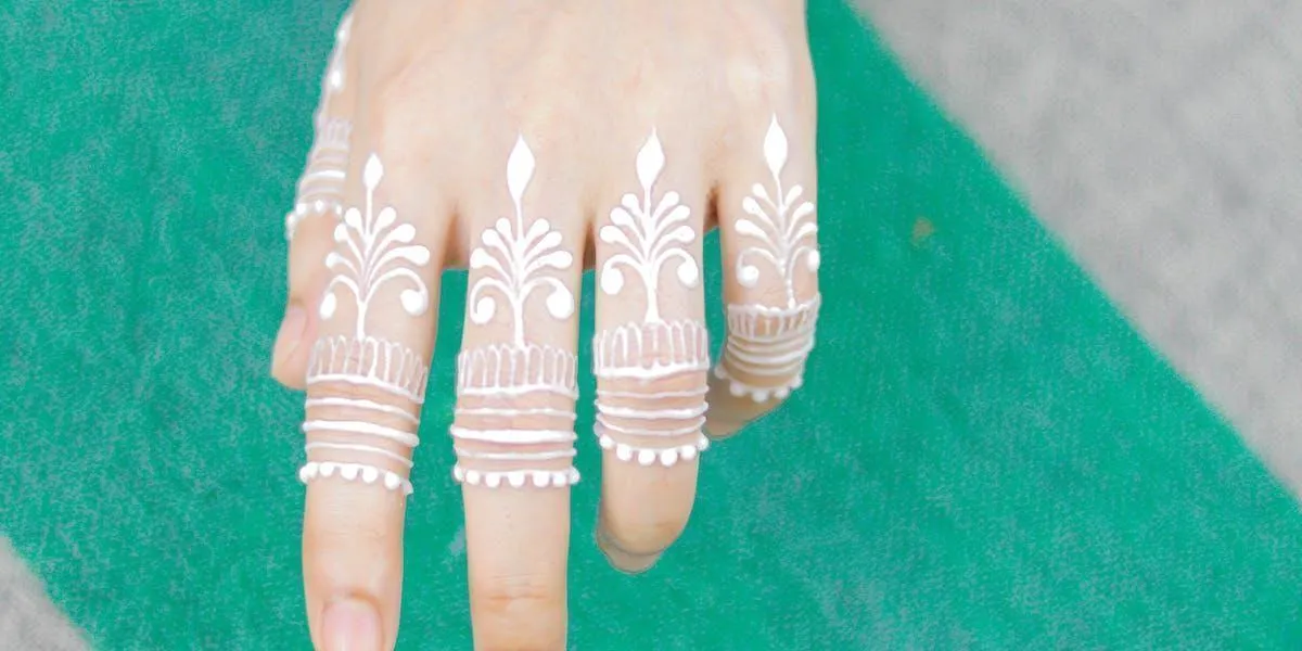 The Importance of Malay Storytelling Tradition in Malaysia and ...